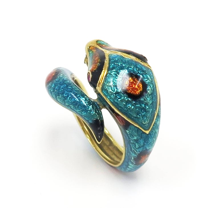 18 Karat 1960s Enamel Snake Ring with Ruby Eyes For Sale at 1stDibs