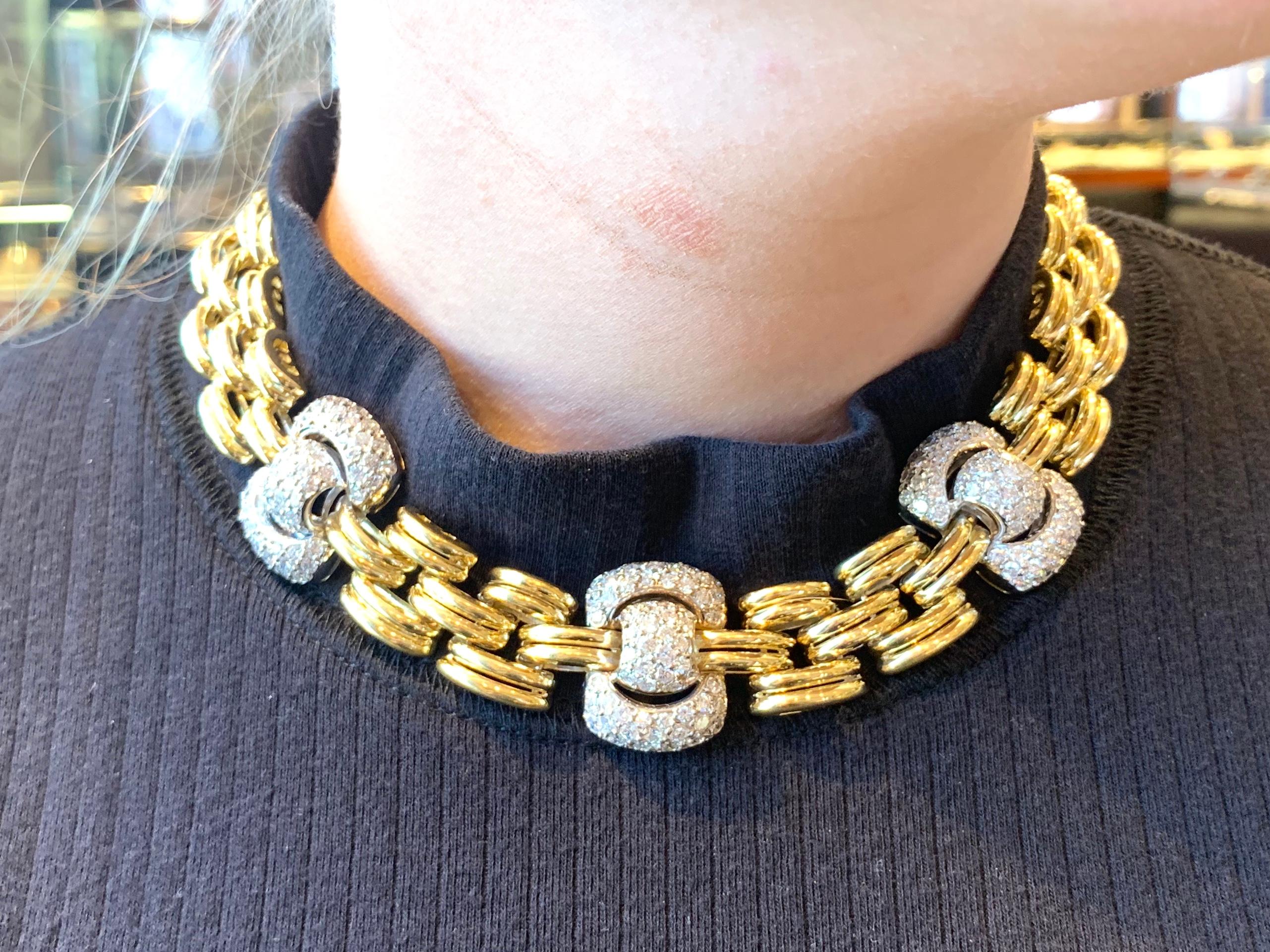 18 Karat Chunky Linked Collar Diamond Necklace For Sale at 1stDibs