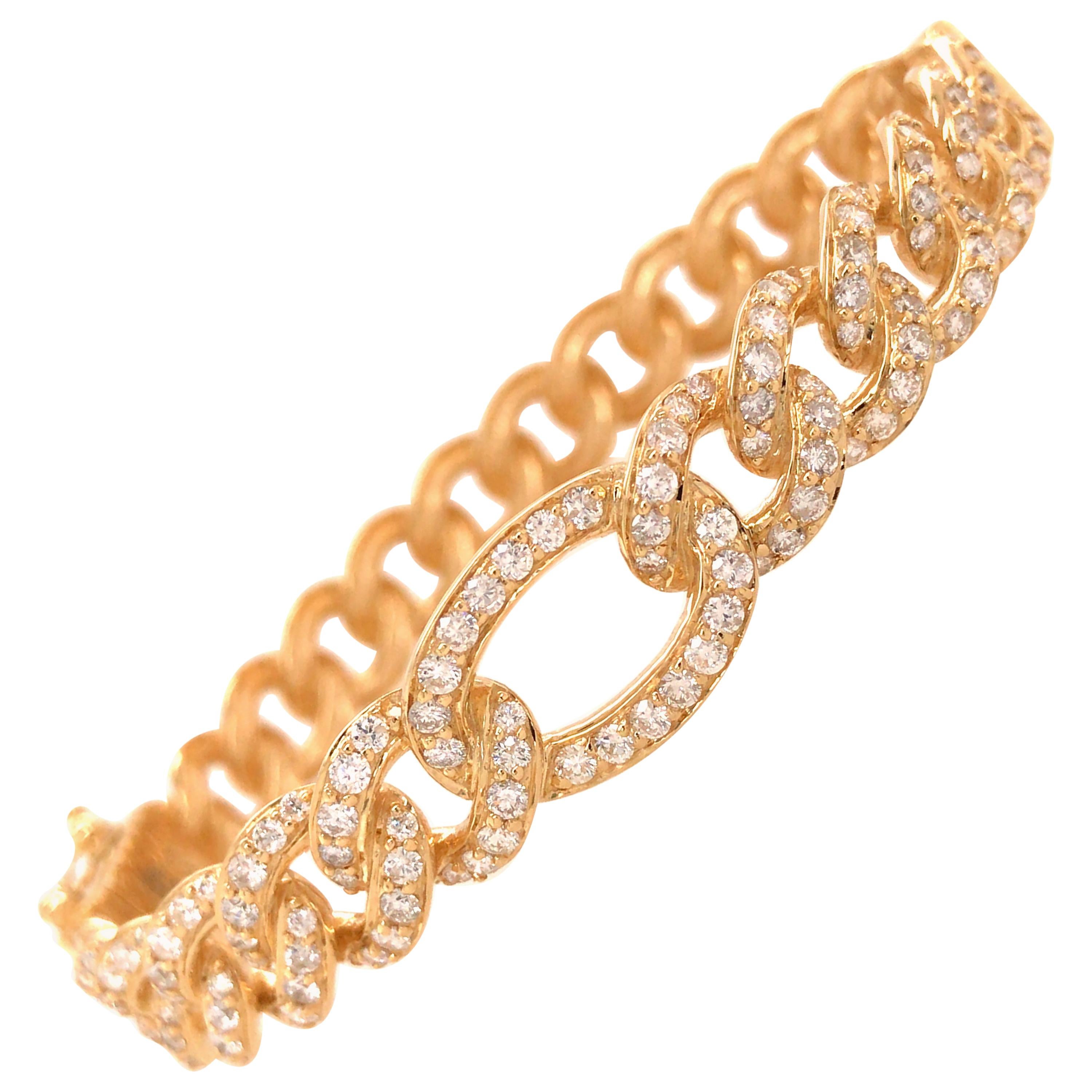 Buccellati Diamond Set 18 Karat Yellow Gold Bangle For Sale at 1stDibs
