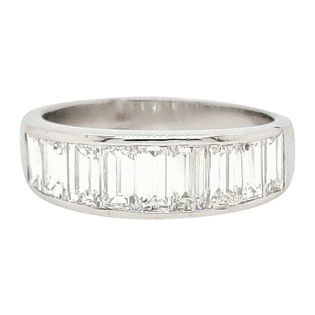 Vintage 1.80 Carat Ruby Diamond 18 Karat Gold Square Bypass Ring For ...