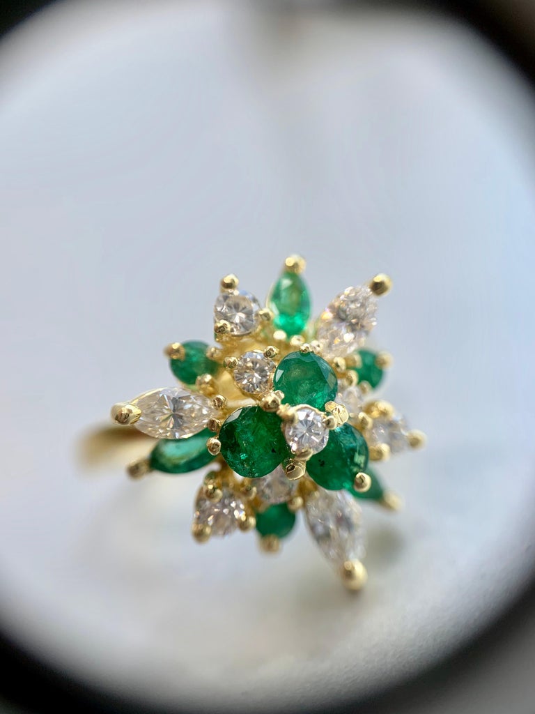 18 Karat Emerald and Diamond Cluster Spray Ring For Sale at 1stDibs