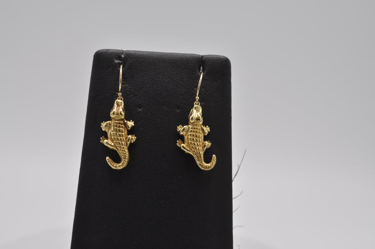 18 Karat Gold Alligator Earrings at 1stDibs | alligator earrings dangle