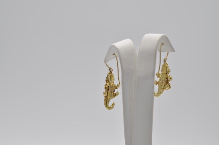 18 Karat Gold Alligator Earrings at 1stDibs | alligator earrings dangle
