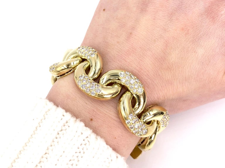 18 Karat Gold and Diamond Large Linked Bracelet 7.29 Carat TW at 1stDibs