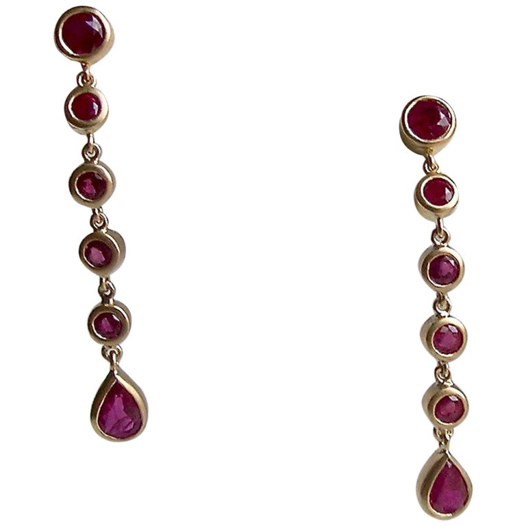 18 Karat Gold and Ruby Hanging Earrings For Sale (Free Shipping) at 1stDibs
