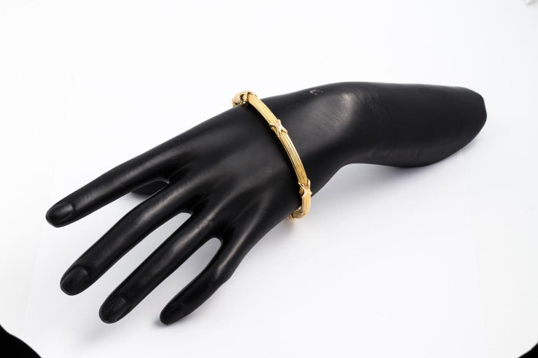 18 Karat Gold Bangle Bracelet at 1stDibs