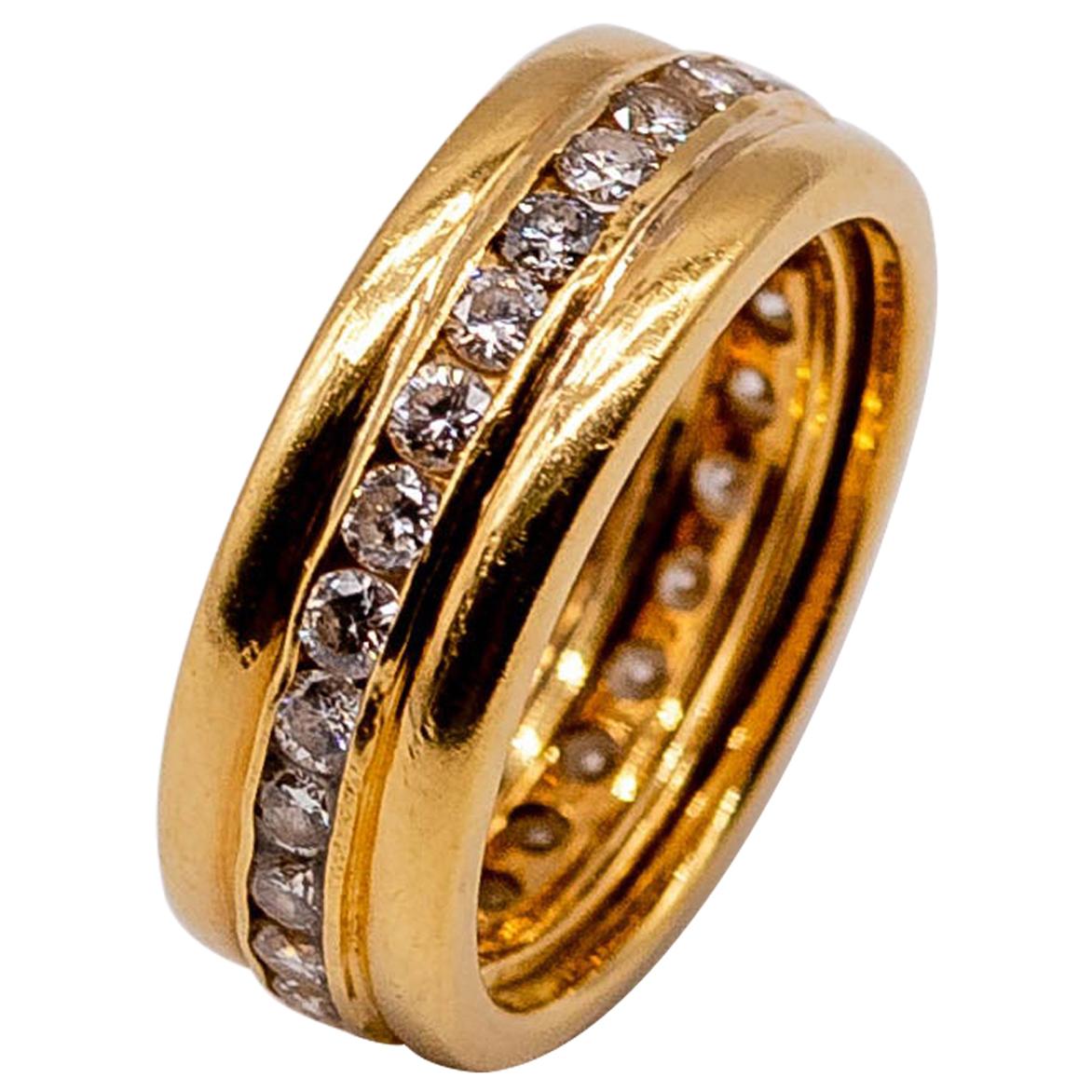 18 Karat Gold Textured Band For Sale at 1stDibs