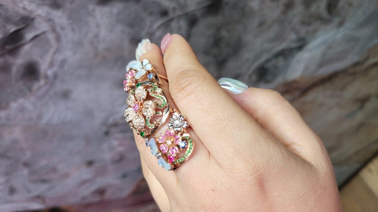 18 Karat Gold One of kind Flower Field Ring with Butterfly and Multiple ...