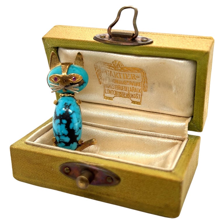 18 Karat Gold Turquoise and Ruby Cat Pin Brooch by Cartier, circa 1960s ...