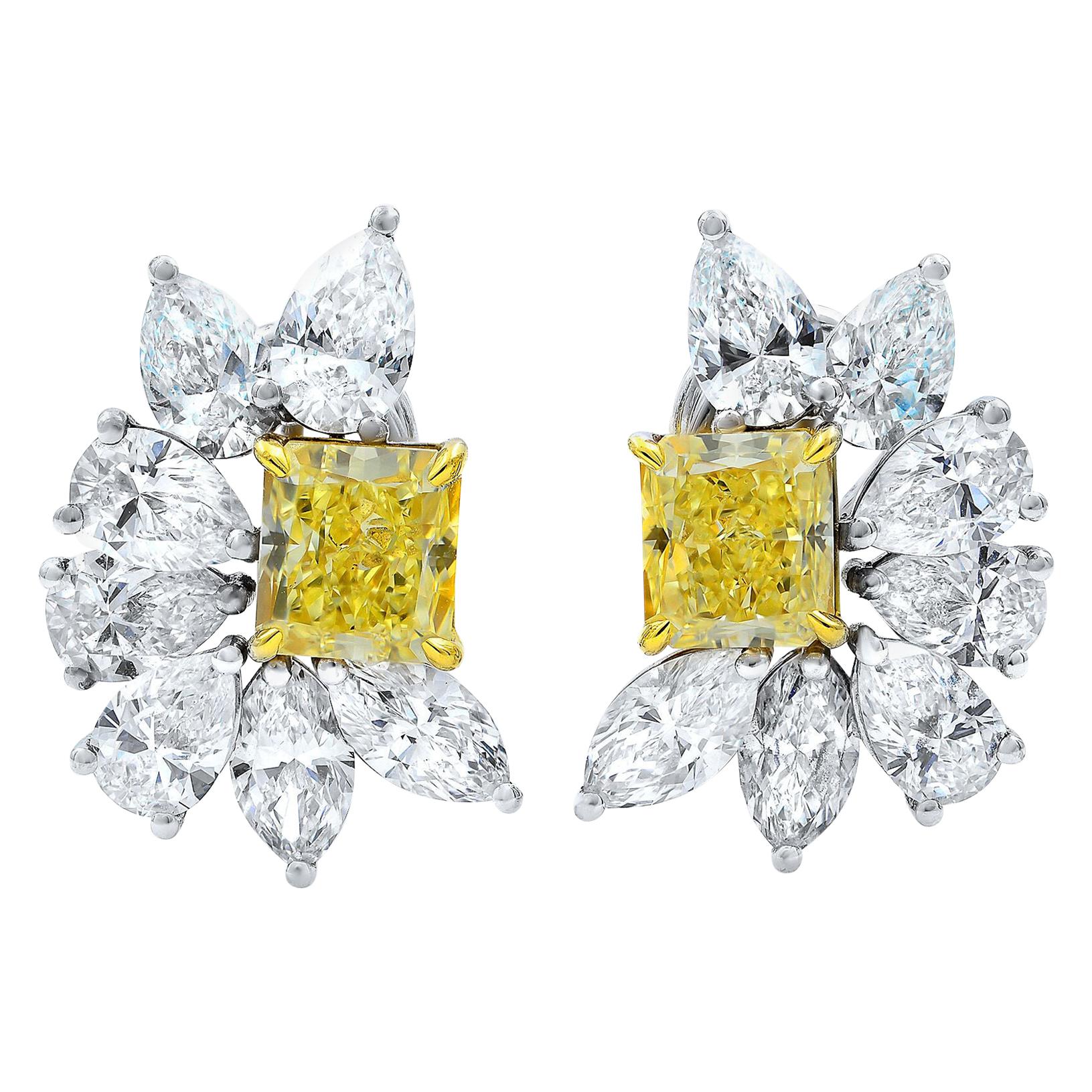 Vintage Alhambra Earrings Van Cleef and Arpels Clover 18 Karat Yellow ...