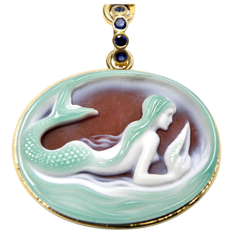 18 Karat Hand Carved Agate Mermaid by Master Idar Oberstein Carver For ...