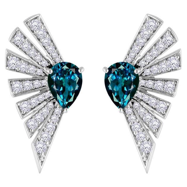 18 Karat Labyrinth White Gold Earring with Vs-Gh Diamonds and Blue ...