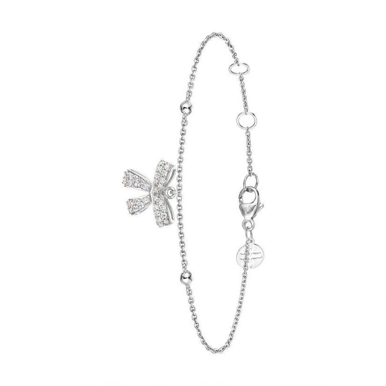 18 Karat Romance White Gold Bracelet Bangle With Vs Gh Diamonds For