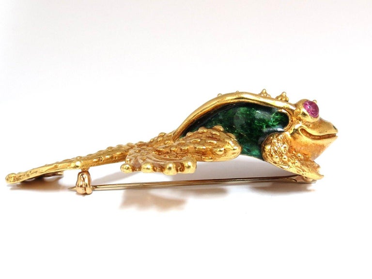 18 Karat Toad Pin Green Enamel Intricate Detail 3D Vintage Unique For ...