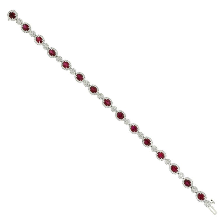 18 Karat White Gold 6.25 Carat Oval Cut Ruby Bracelet with Diamonds For ...