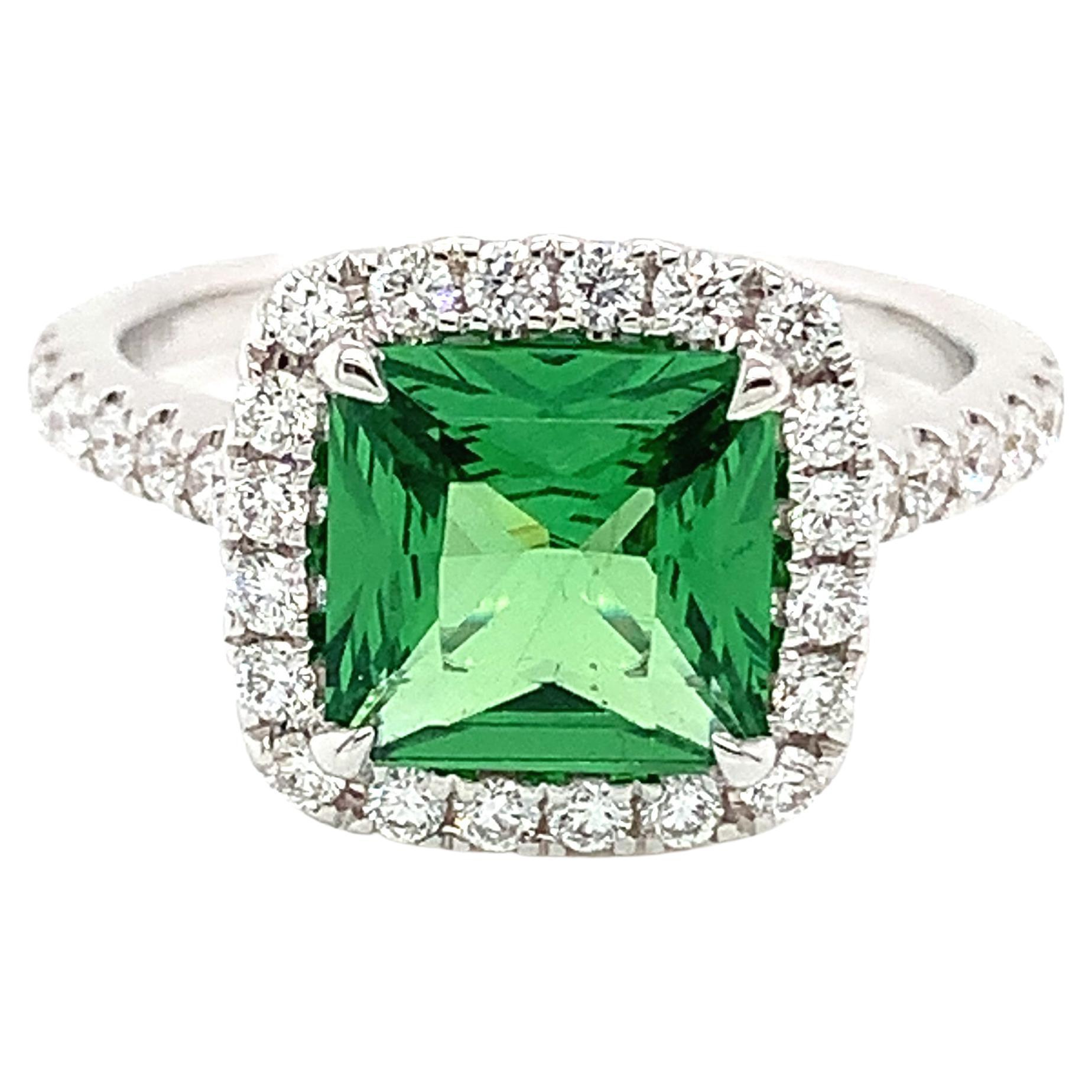 Tsavorite Diamond 18 Karat White Gold Ring For Sale at 1stDibs