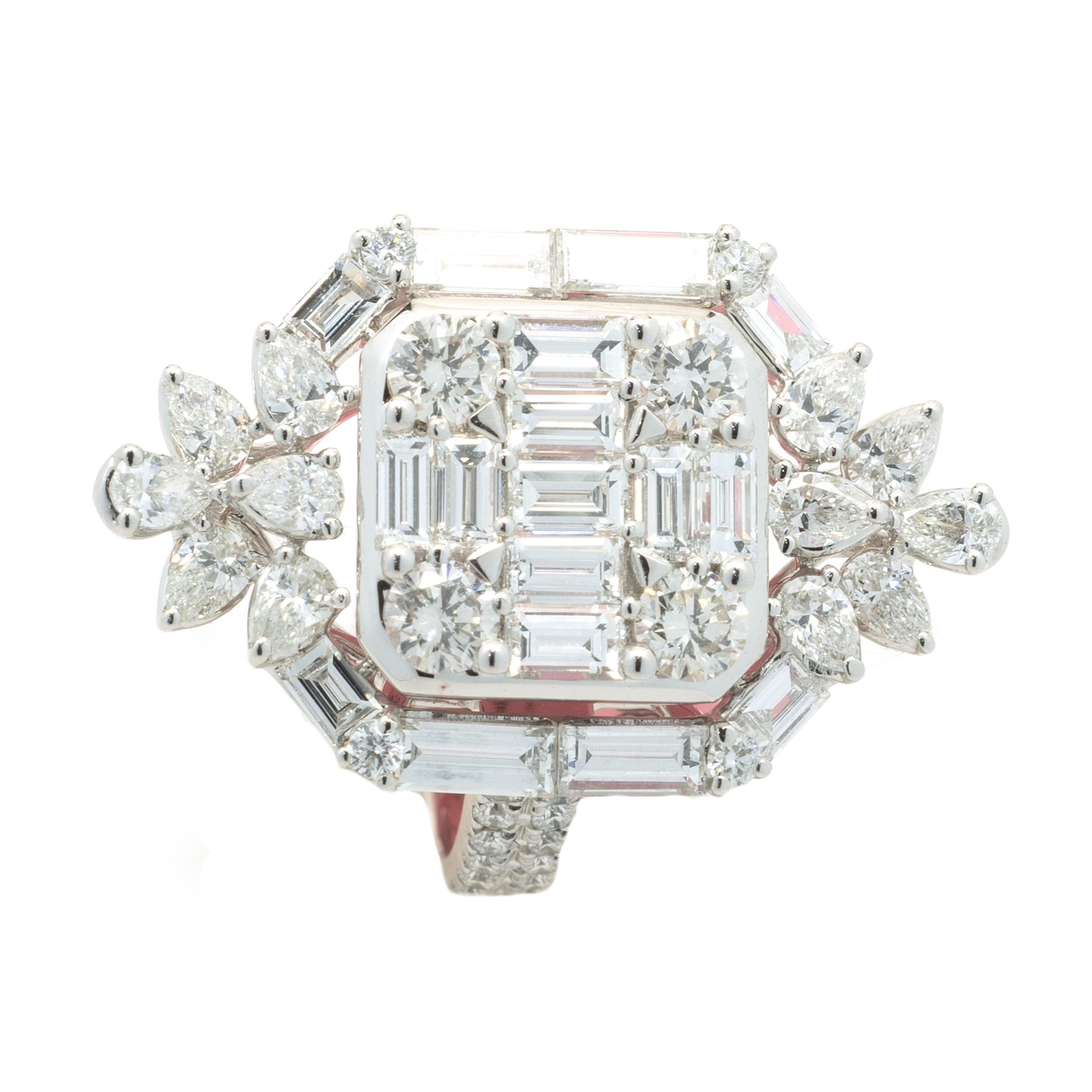 18 Karat White Gold Deco Style Mosaic Set Diamond Ring For Sale at 1stDibs