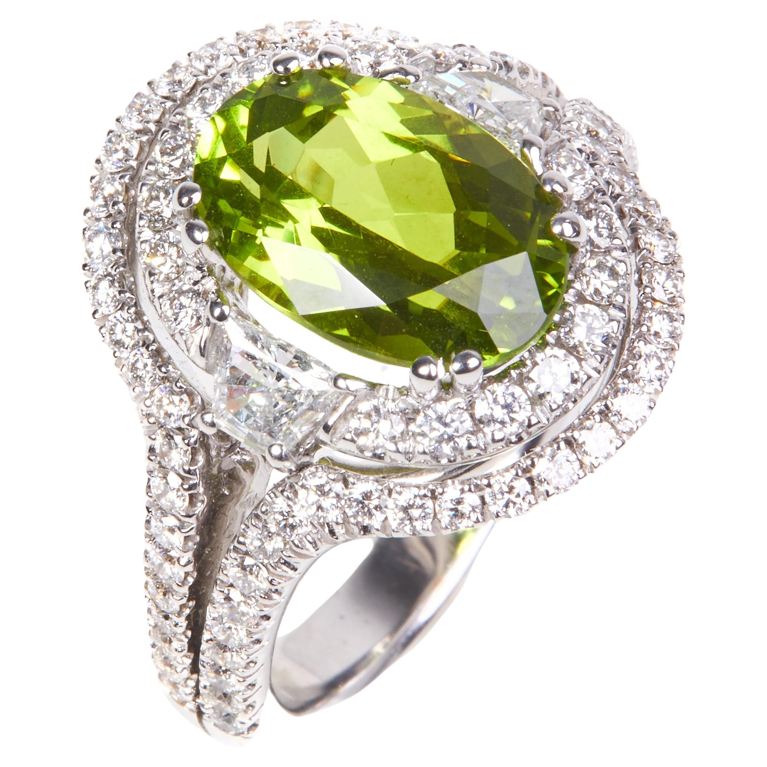 1.31 Carat Peridot and Diamond Ring 18 Karat White Gold For Sale (Free ...