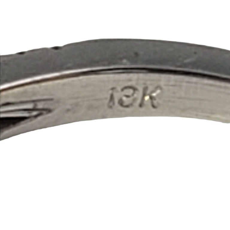18 Karat White Gold Diamond Engagement Ring For Sale at 1stDibs
