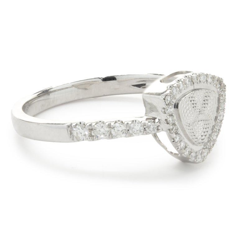 18 Karat White Gold Diamond Illusion Trillion Cut Ring For Sale at 1stDibs