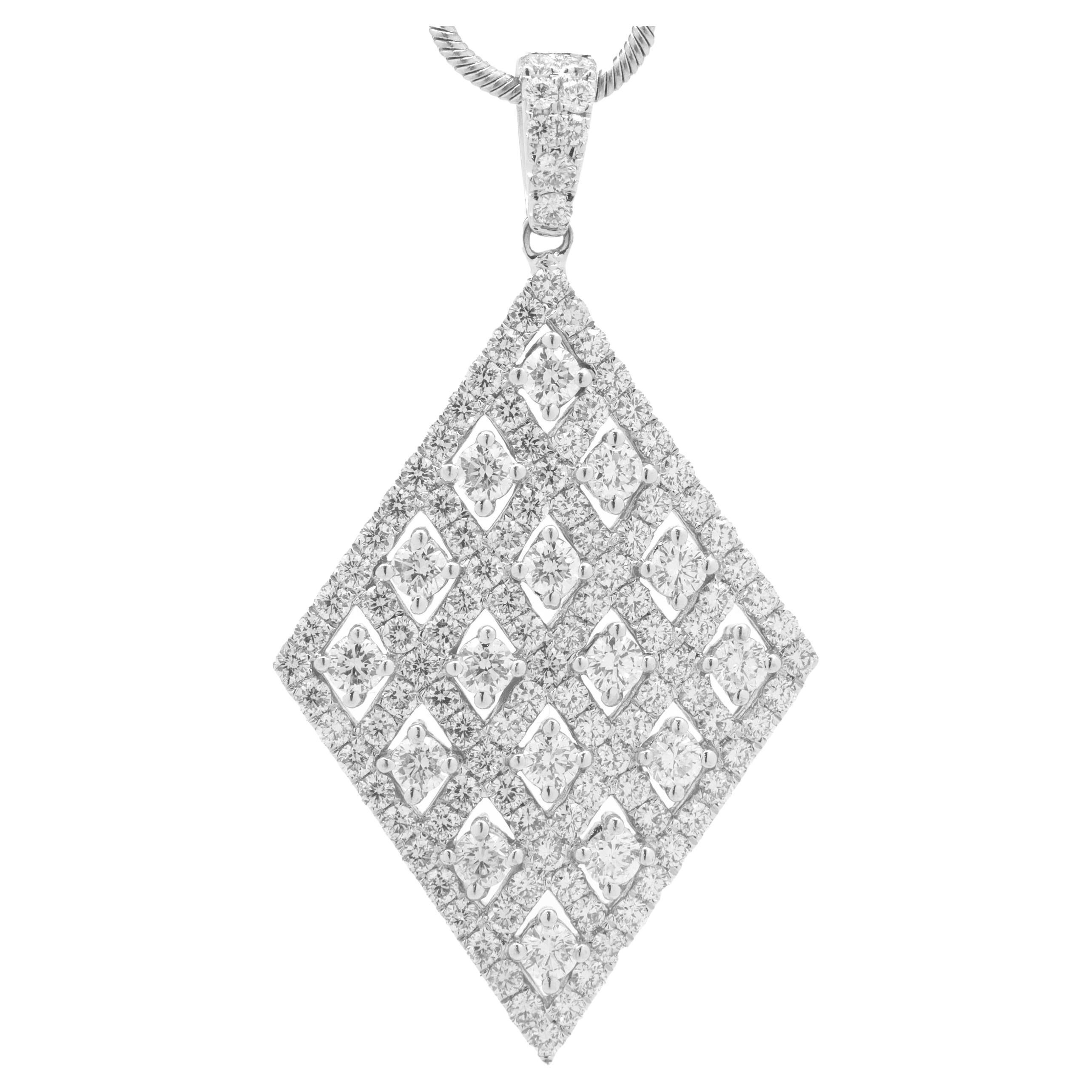 4.18 Carat Kite Shape Diamond Gold Pendant Necklace For Sale at 1stDibs