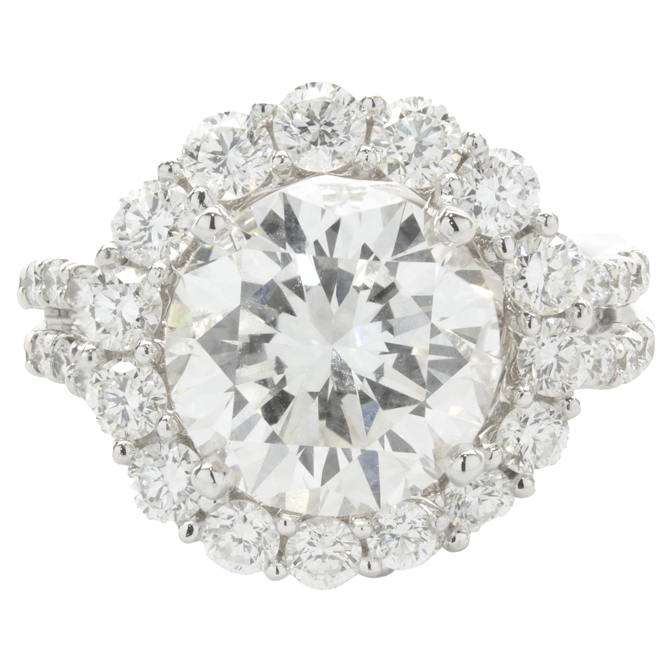 18 Karat White Gold Diamond Swirl Engagement Ring at 1stDibs