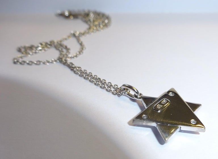 18 Karat White Gold Diamonds David Star Pendant Neclas For Sale at 1stDibs