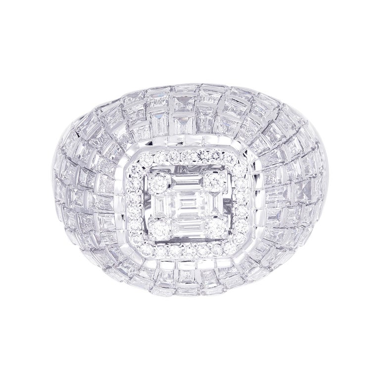 18 Karat White Gold Dome Emerald Illusion Diamond Cocktail Ring For ...