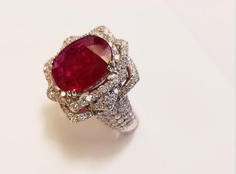 18 Karat White Gold Emerald Cut Ruby and Diamond Ring at 1stDibs