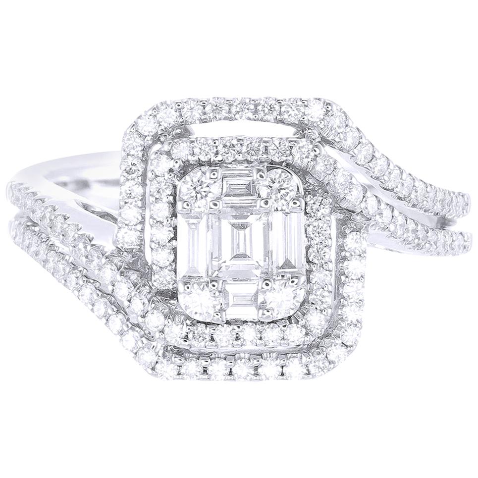 18 Karat White Gold Emerald Illusion Diamond Cocktail Ring For Sale at ...