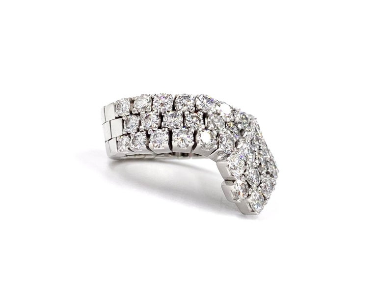 18 Karat White Gold Flexible Diamond V Style Ring For Sale at 1stDibs ...