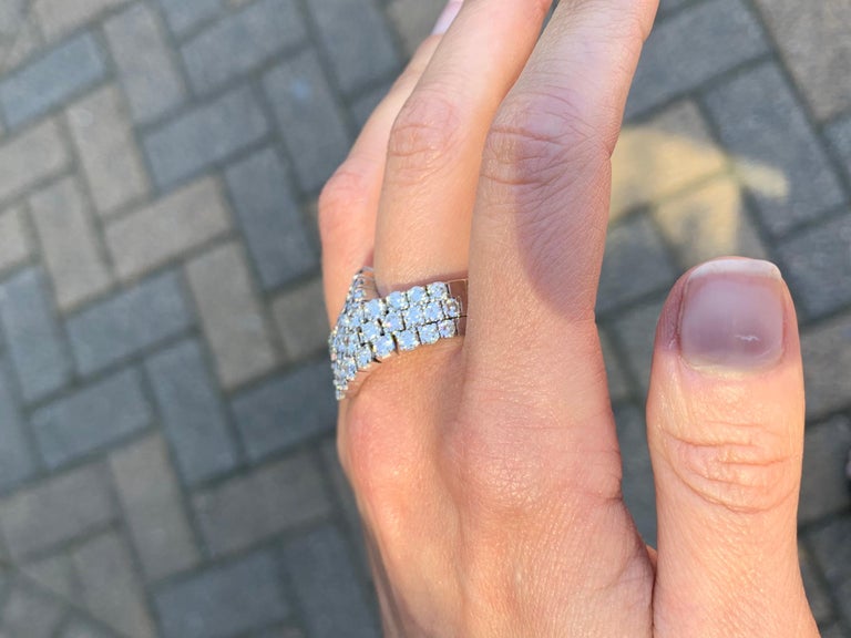 18 Karat White Gold Flexible Diamond V Style Ring For Sale at 1stDibs ...