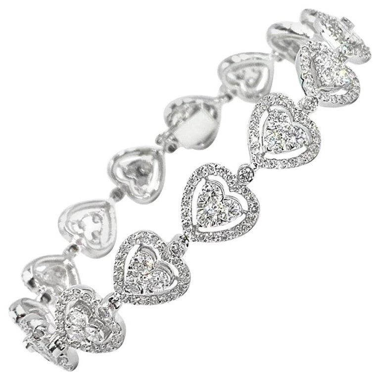 18 Karat White Gold Gregg Ruth Diamond Heart Bracelet For Sale at ...