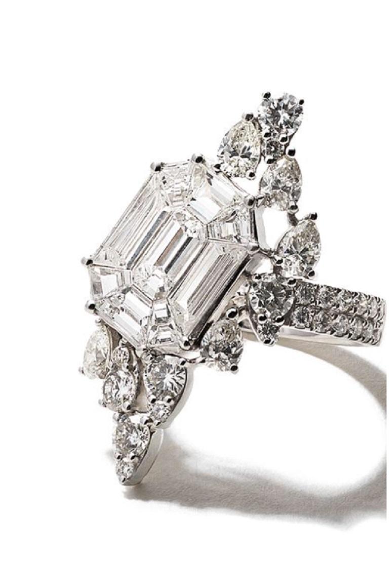 18 Karat White Gold Illusion Large Asymmetrical Diamond Ring at 1stDibs ...