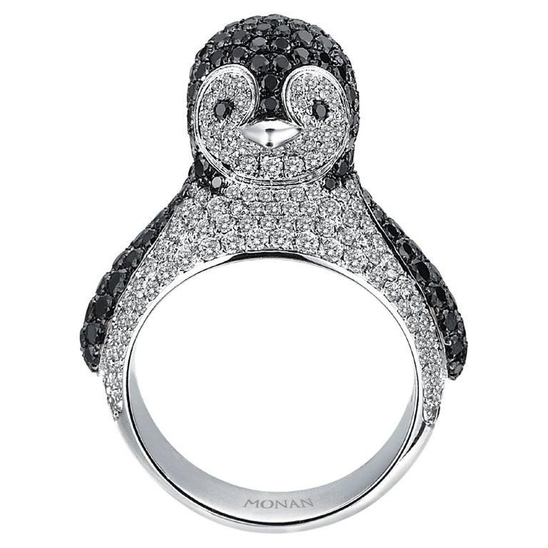 18 Karat White Gold Monan Another World 4.45 Carat Penguin Ring For ...