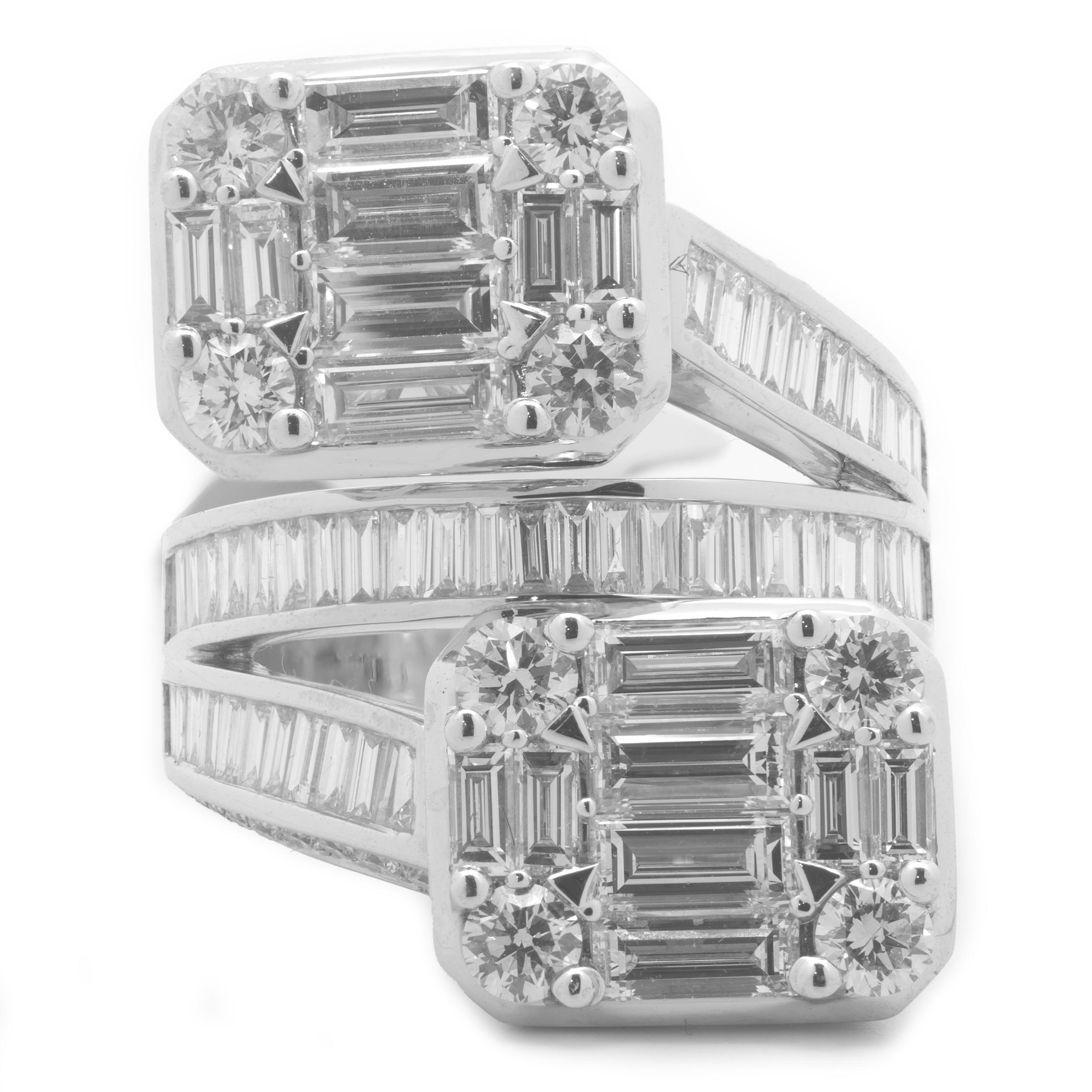 18 Karat White Gold Deco Style Mosaic Set Diamond Ring For Sale at 1stDibs