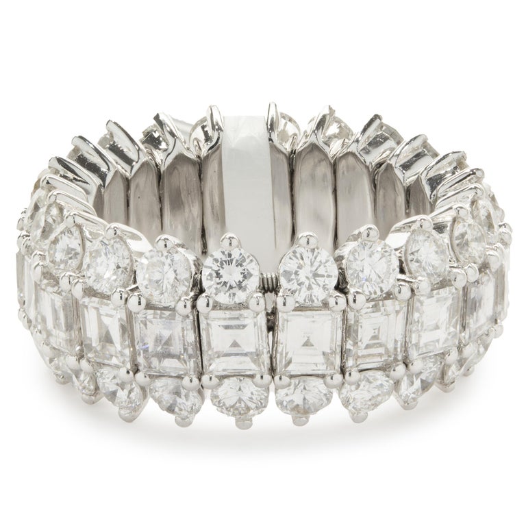 18 Karat White Gold Multi Shape Diamond Flexible Ring For Sale at 1stDibs