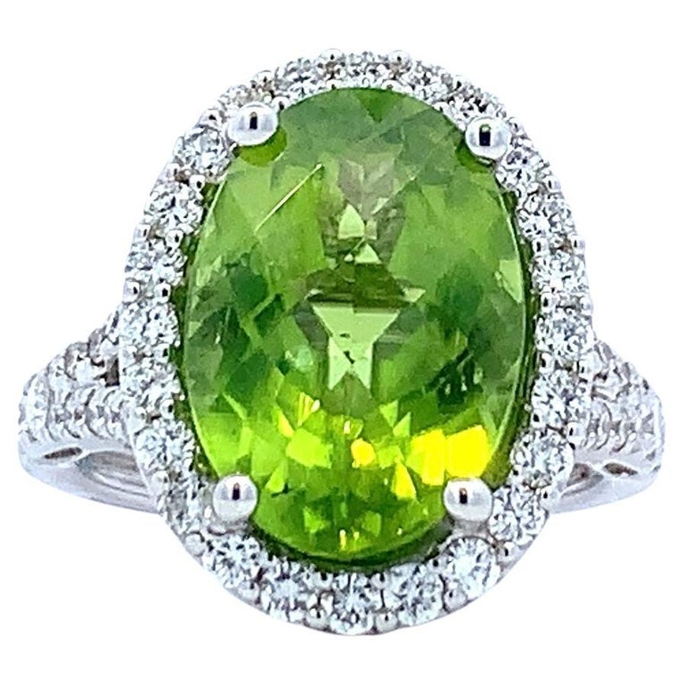 18 Karat White Gold Oval Cut Peridot and Diamond Ring (Ref #17456) For ...