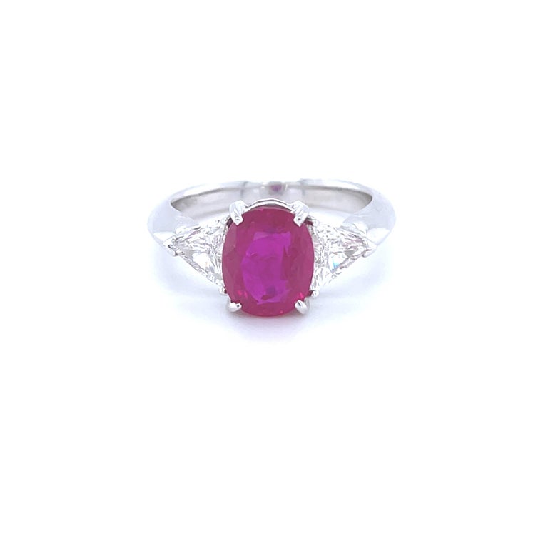 18 Karat White Gold Oval Ruby Trillion Diamond Cocktail Ring For Sale ...