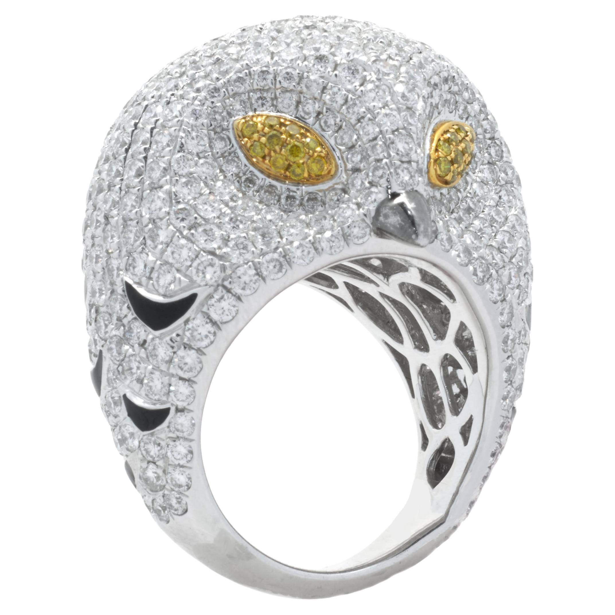 14 Karat White Gold Pave Diamond Swirl Ring For Sale at 1stDibs