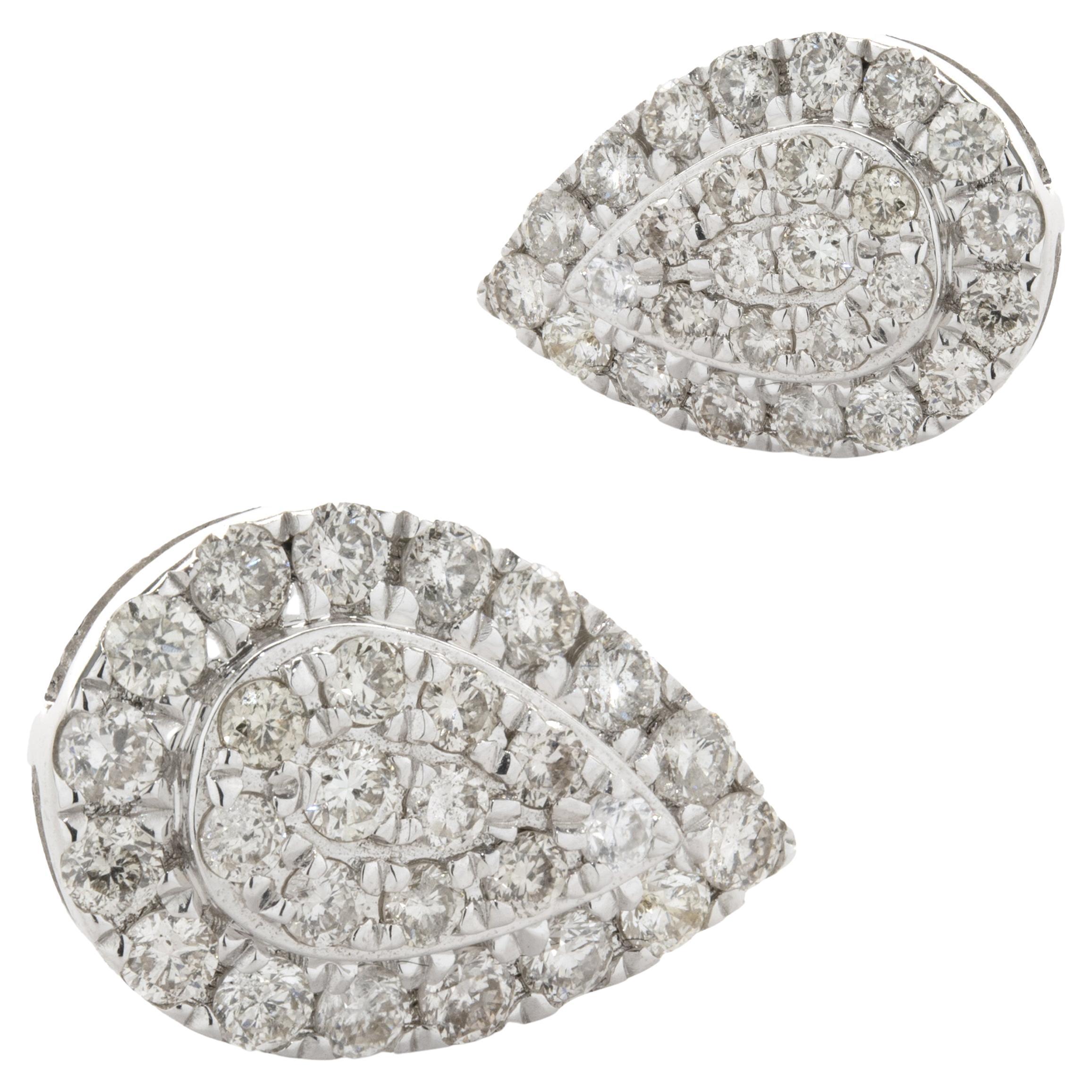 18 Karat White Gold Pave Diamond Stud Earrings For Sale at 1stDibs