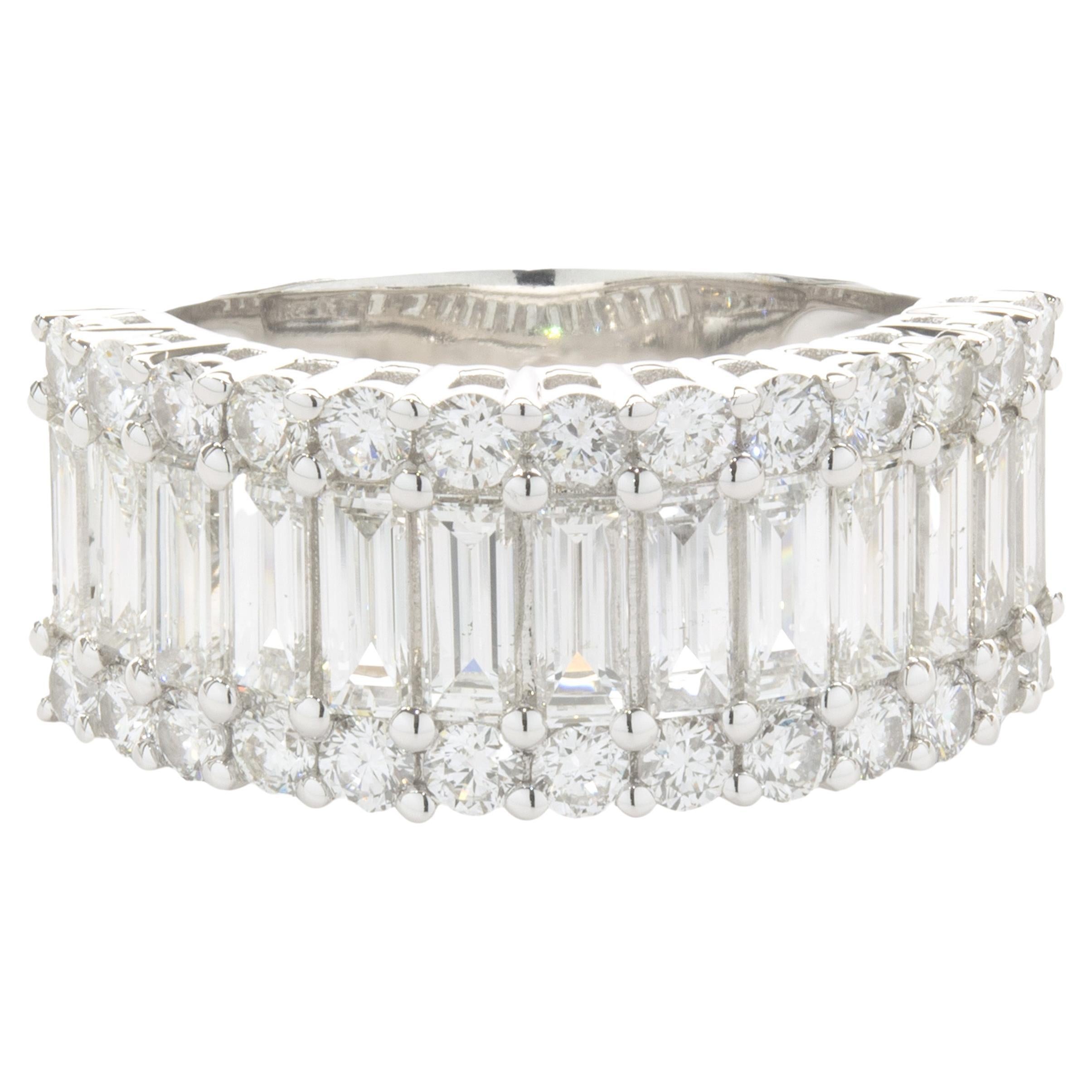 Cellini Baguette Cut and Round Brilliant Diamond Ring, 18 Karat Gold ...