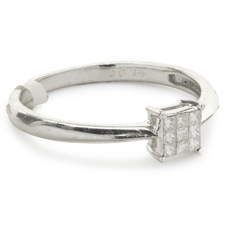 18 Karat White Gold Square Diamond Cluster Ring For Sale at 1stDibs