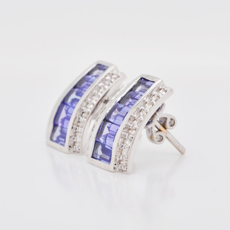 18 Karat White Gold Tanzanite Baguette Diamond Contemporary Pendant ...