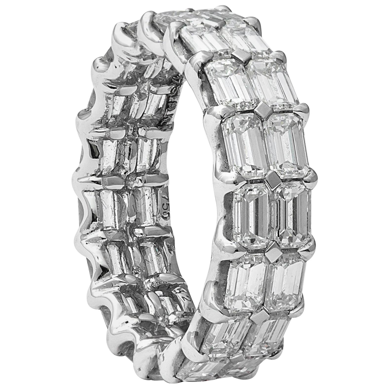 Emerald Cut Diamond Infinity Band - 3 For Sale on 1stDibs