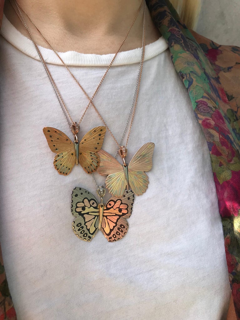18 Karat White Kamehameha Hawaiian Butterfly Hinge Necklace For Sale at ...