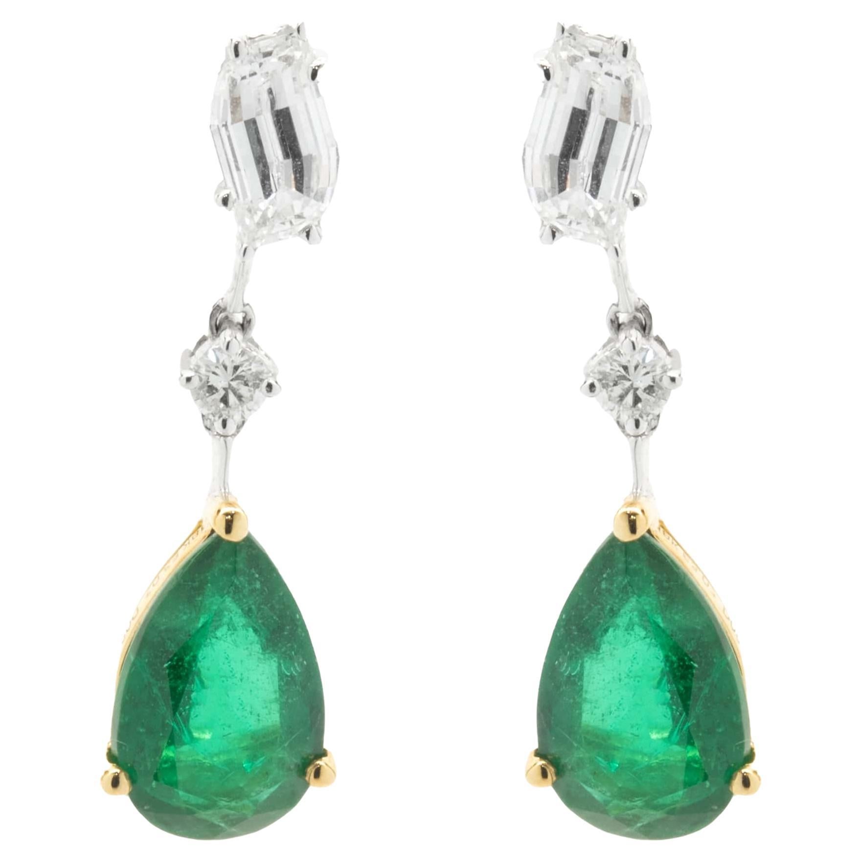 18 Karat White and Yellow Gold Pear Cut Emerald and Flame Cut Diamond ...