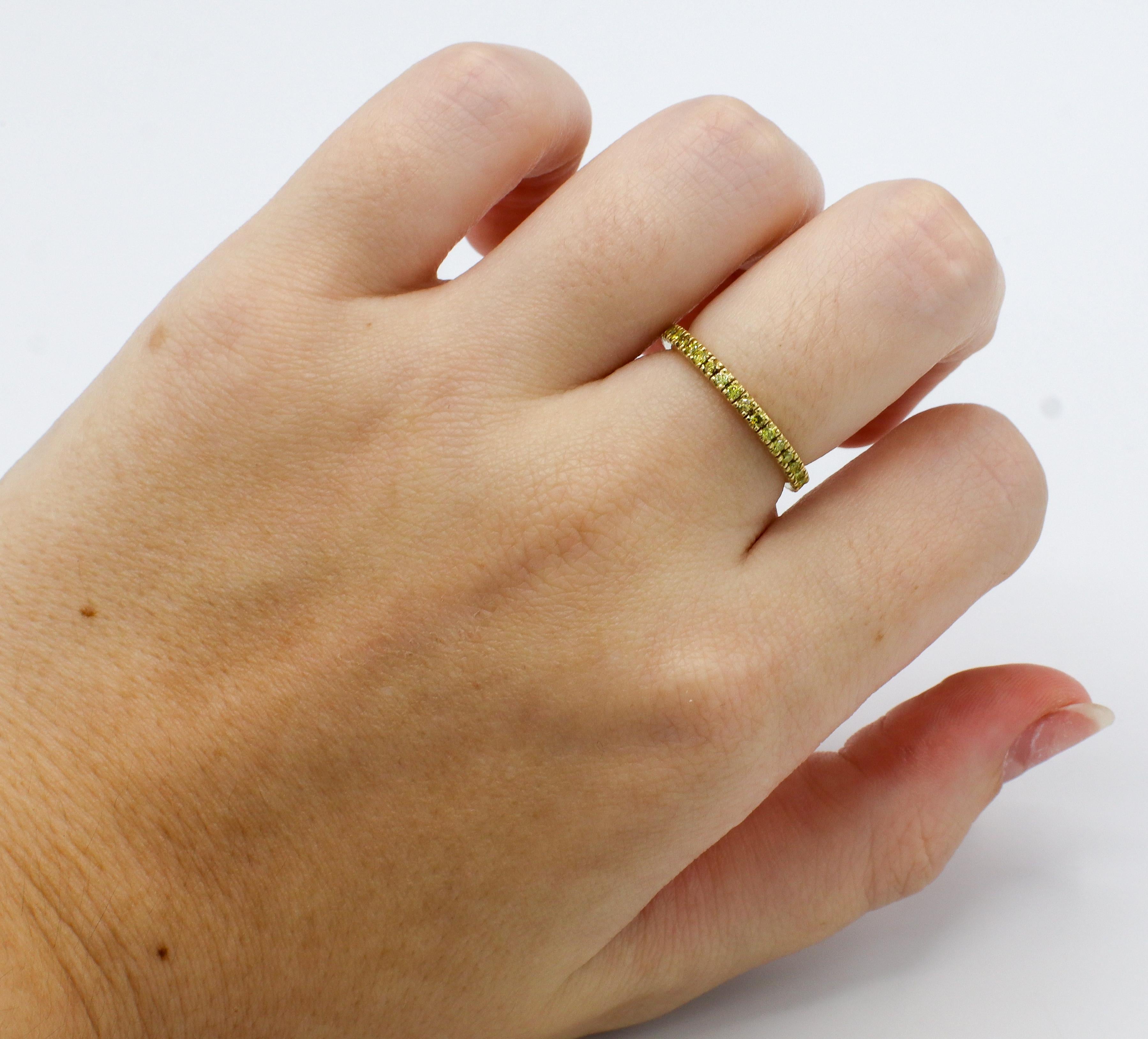 18 Karat Yellow Gold 40 Carat Yellow Diamond Eternity Band Ring At