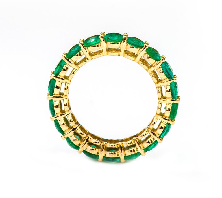 18 Karat Yellow Gold 40 Pointers Oval-Cut Natural Emerald Eternity Band ...
