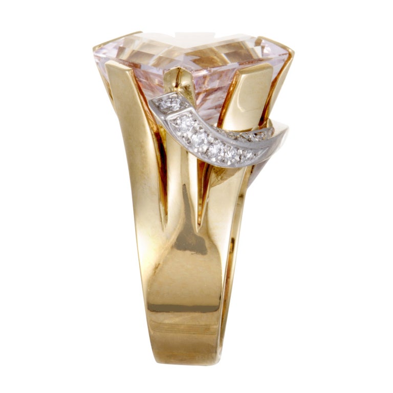 18 Karat Yellow Gold and Platinum Diamond Calf's Head-Cut Kunzite Ring ...